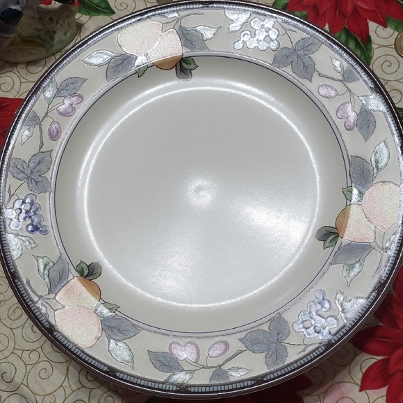 Mikasa | Dining | Mikasa Intaglio Garden Harvest Dinner Plates Set If 2 ...